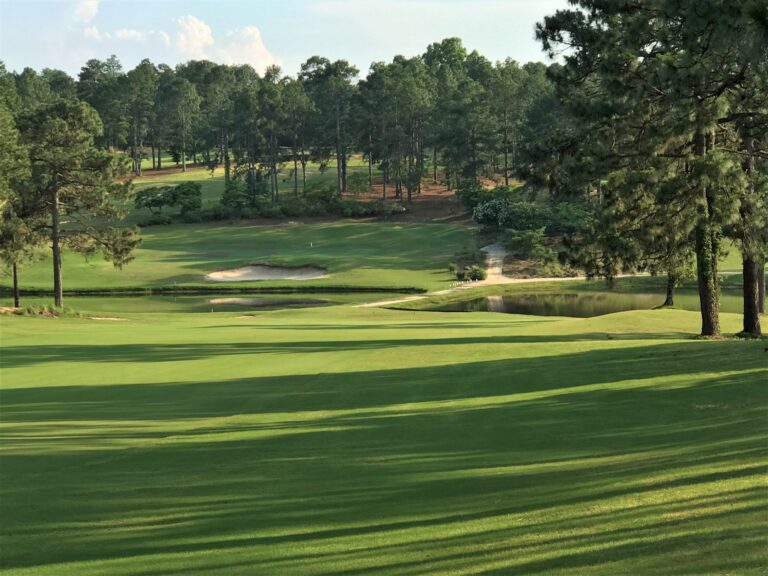 Mid South Club | Golf Vacation Packages | Village of Pinehurst